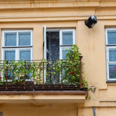 Understanding Juliet Balconies: A Decorative Architectural Detail ...